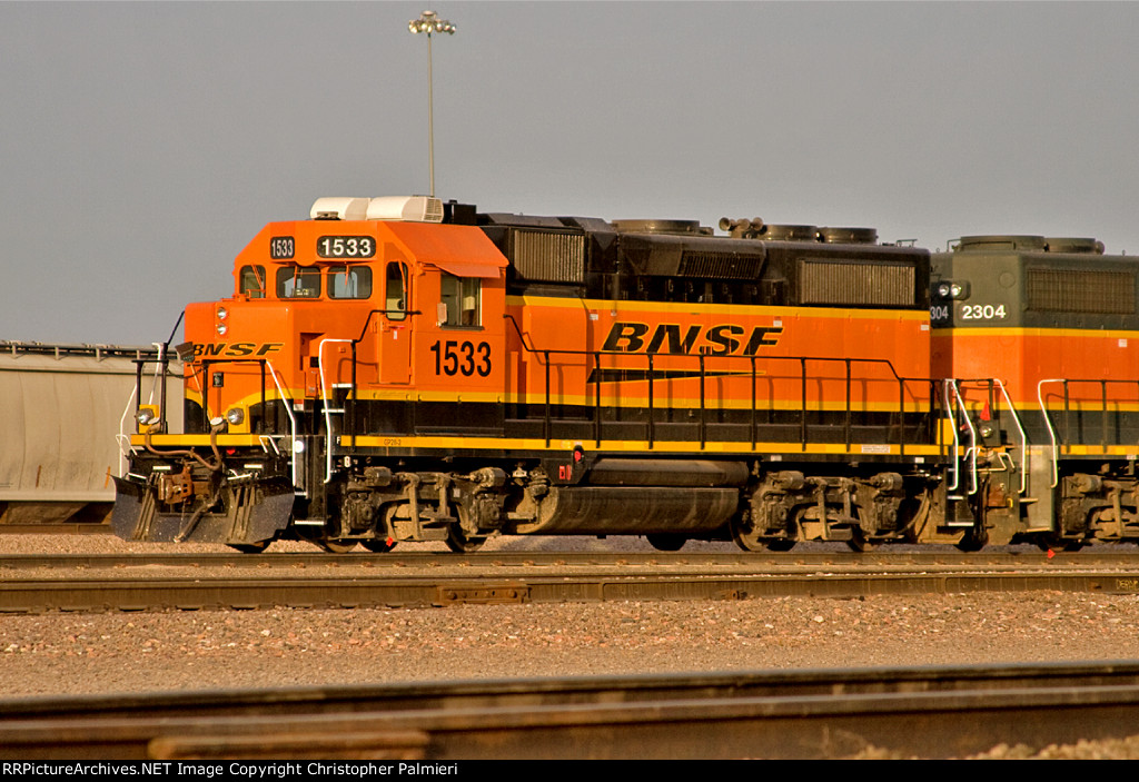 BNSF 1533